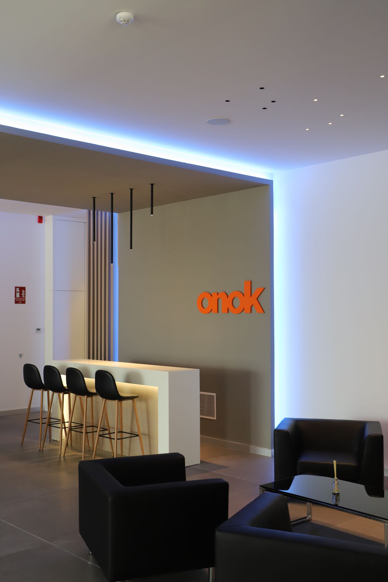 Somos Onok | Onok Lighting